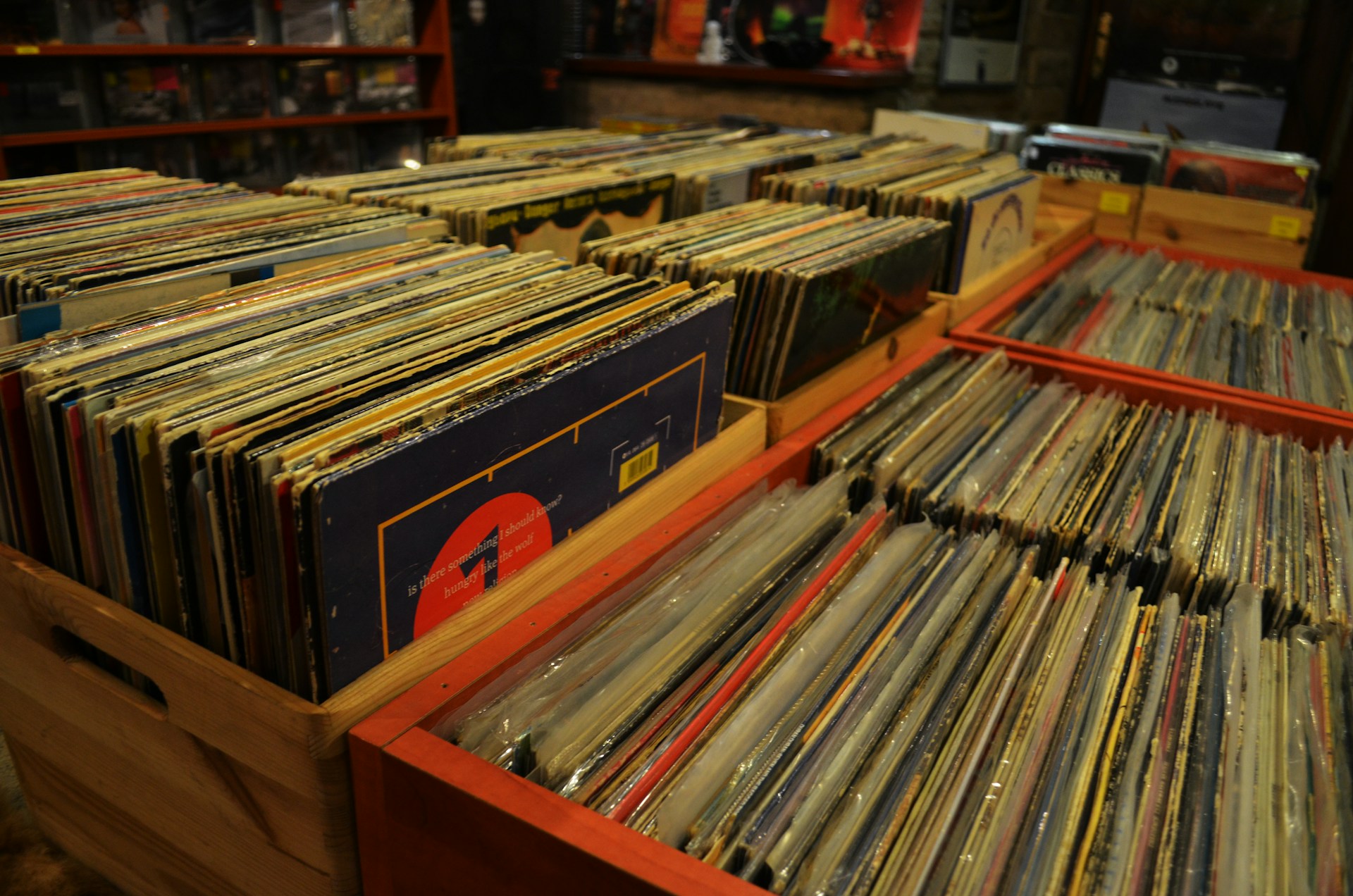 How to Ship Vinyl Records Safely (Global Guide for Collectors, Se